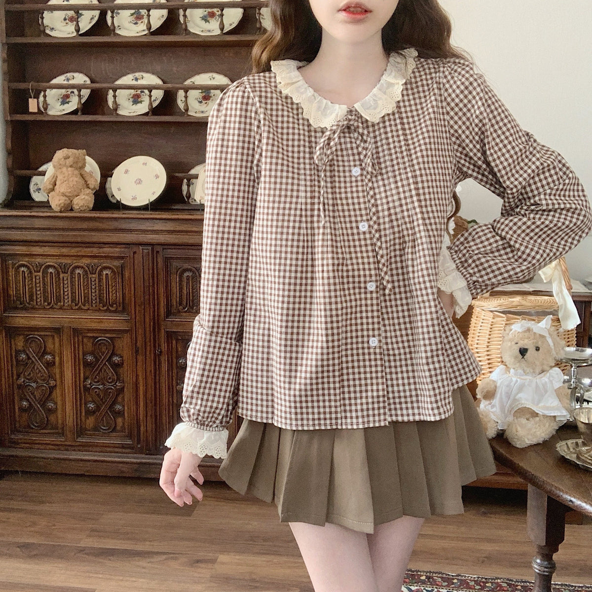 Vintage Frilled Collar Plaid Shirt